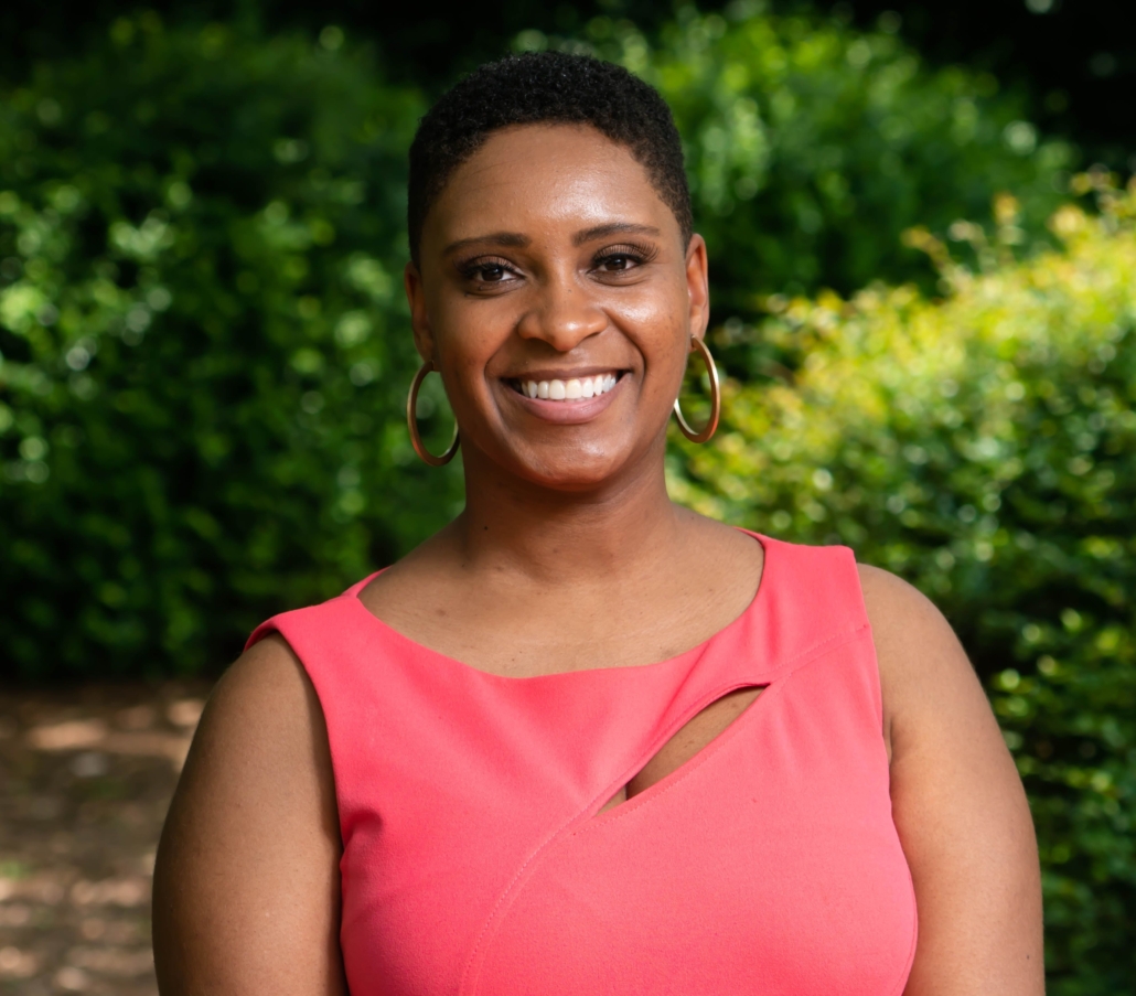 Powerful Keynote Speaker | Positive Psychology | Dr. Janelle, Speaker